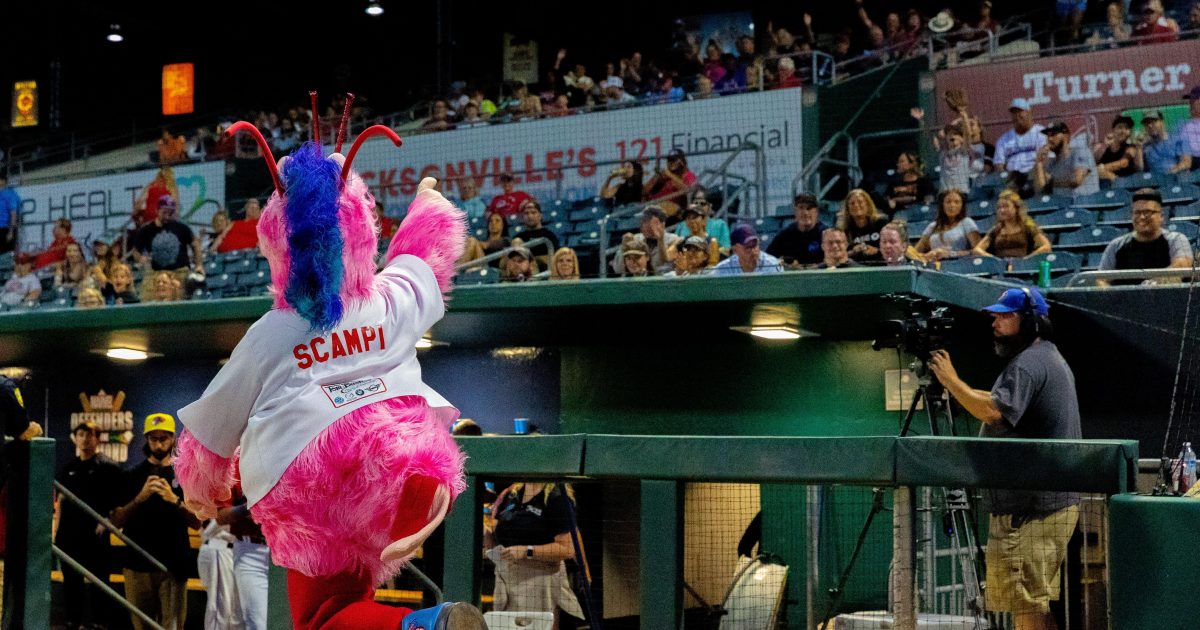 7 Must Do Experiences at a Jumbo Shrimp Baseball Game | Visit Jacksonville